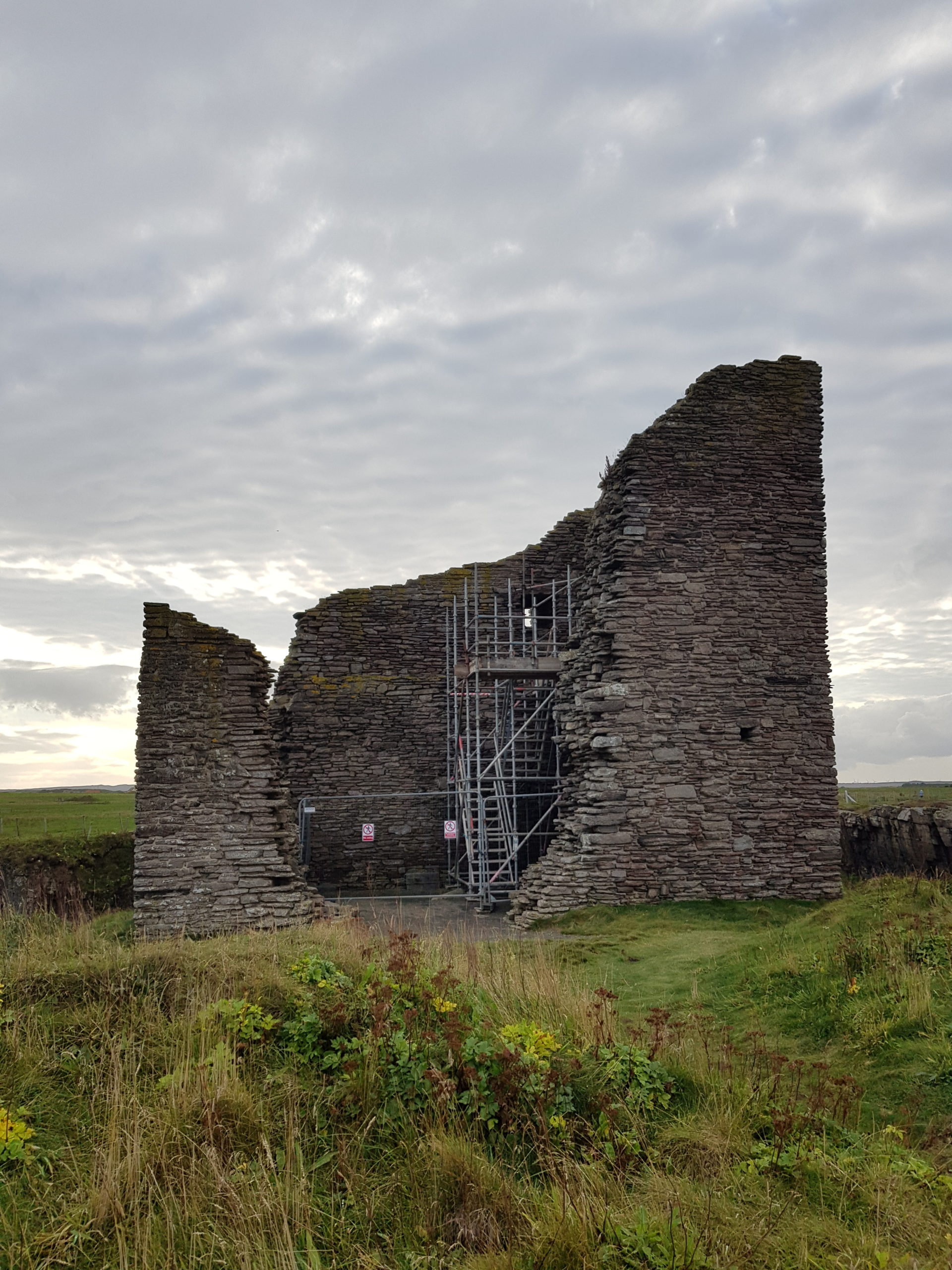 Old Wick: Removing the Joist - Castle Studies Trust Blog